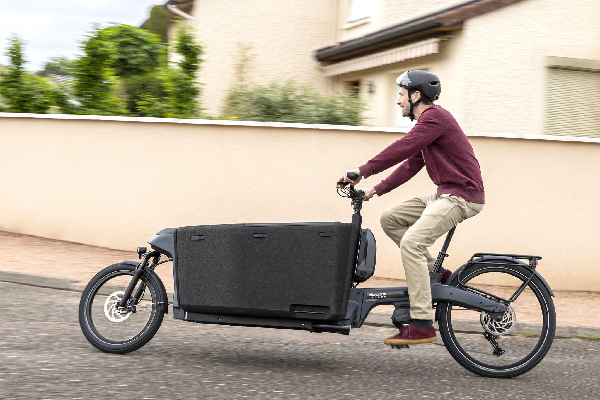 HÊTA - Electric Cargo Bike for Professionals | Douze Cycles